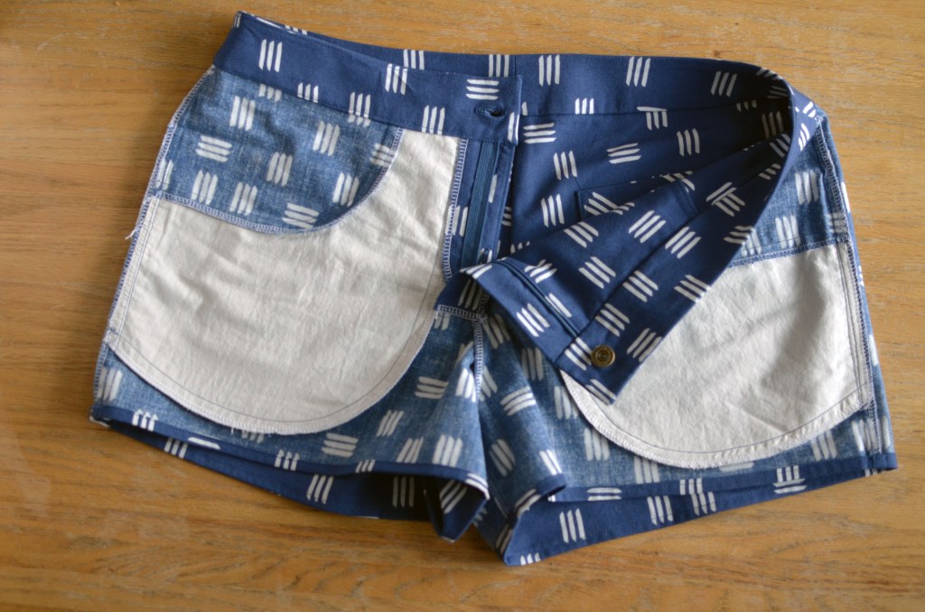 Maritime Shorts in Canvas – Sewing & Cocktails
